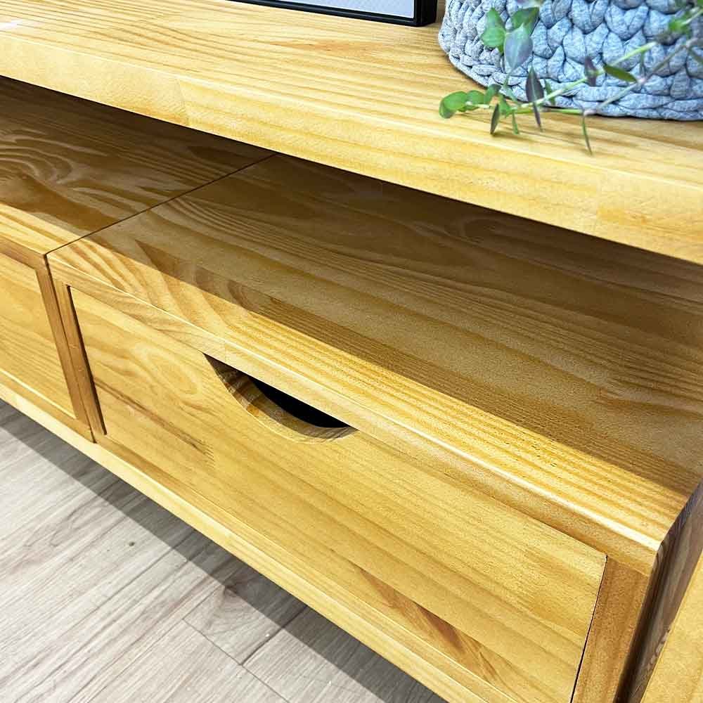 Rack de TV de Madeira Pinus Linea com 3 Gavetas Nozes