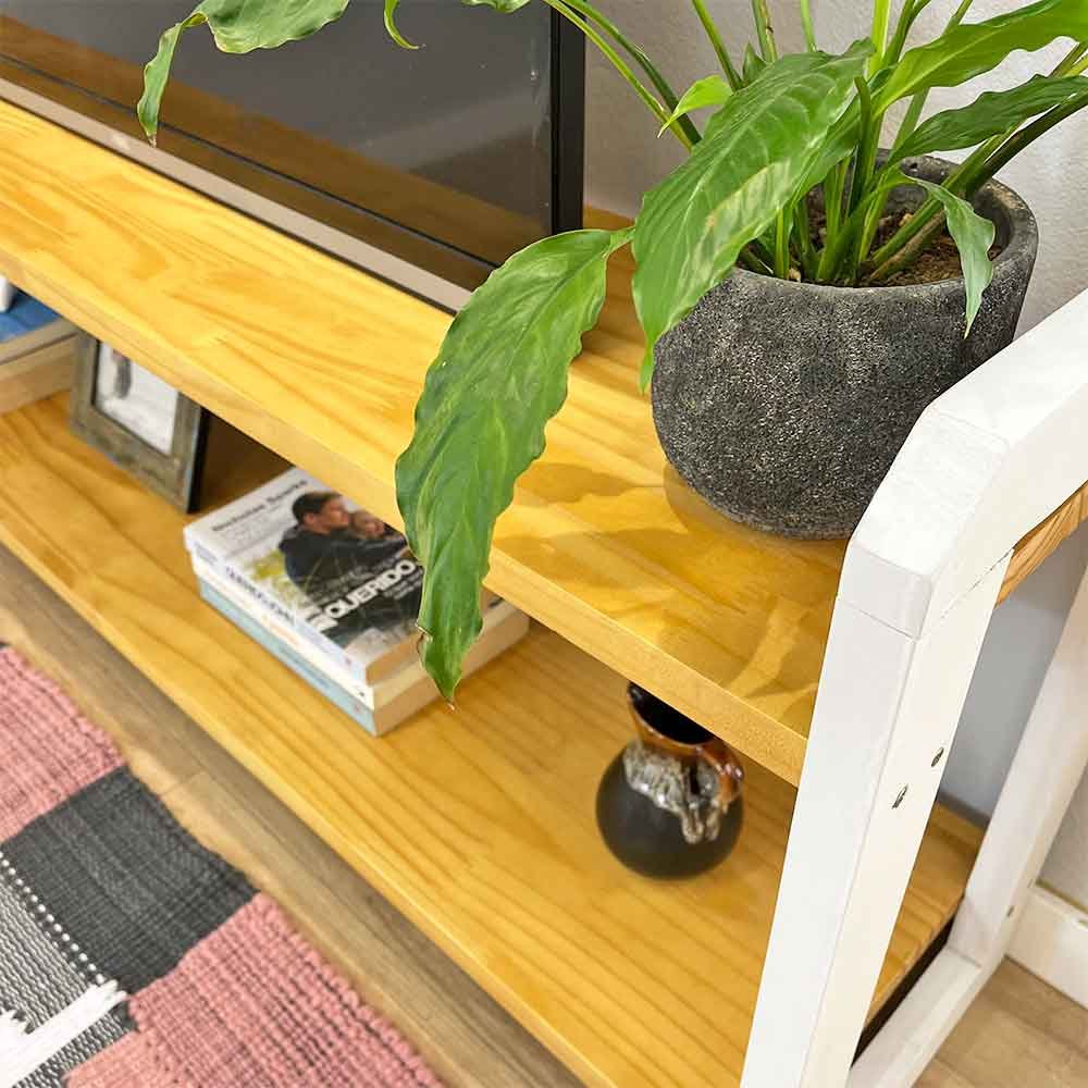 Rack de TV de Madeira Pinus Linea Nozes e Branco